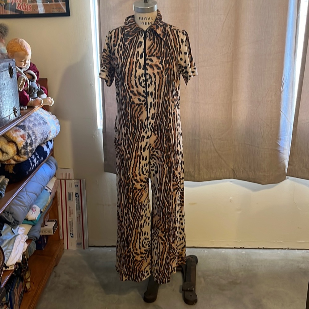 1970’s Disco Zip Front Leopard Print Jumpsuit - Gem